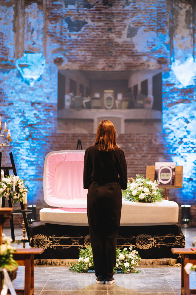 Recupel • phone funeral – Studio Nestor